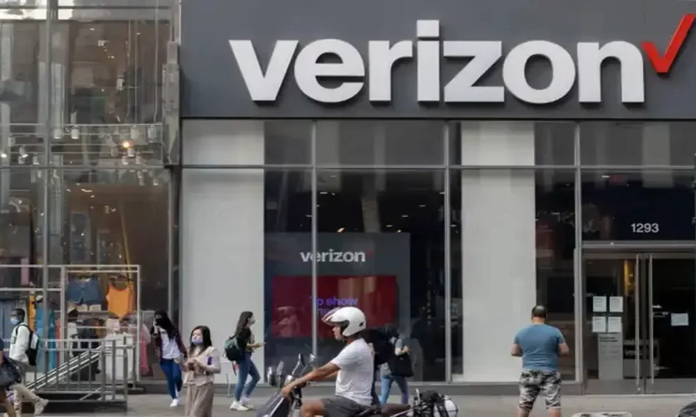 Verizon Communications Inc S Nyse Vz Roe Of 13 Should We Be