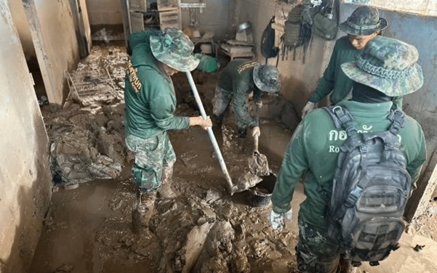 Mae Sai Chiang Rai Still Struggling With Mud Removal