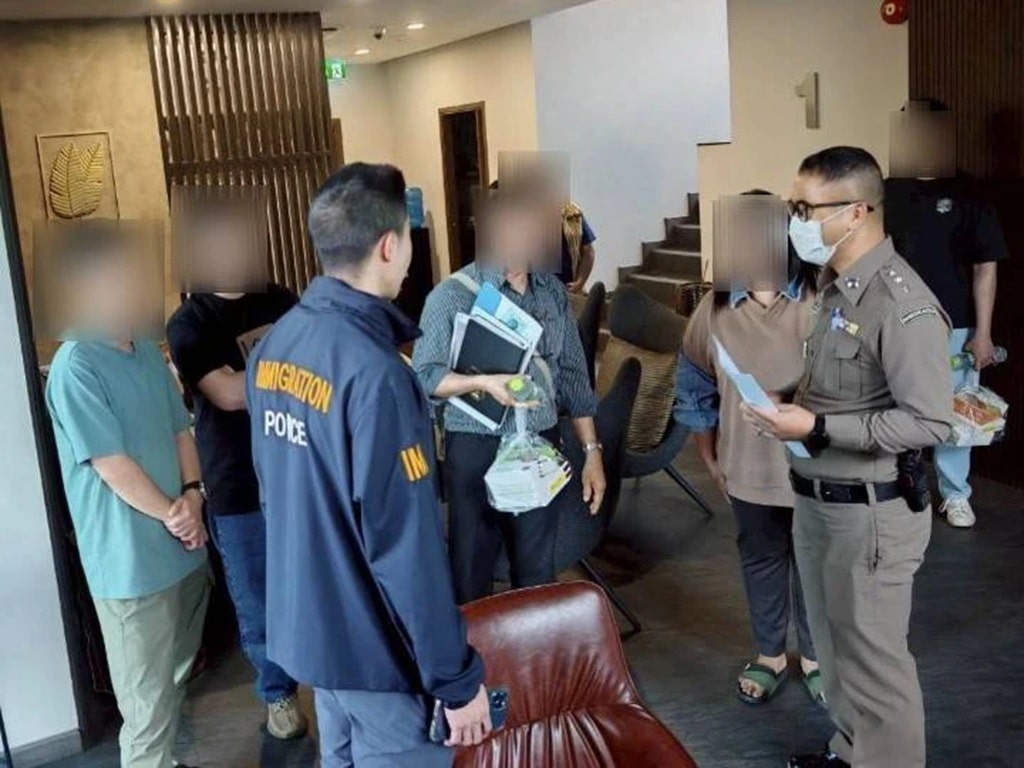 Immigration Police Raid 4 Star Luxury Hotel In Chiang Mai, Chinese ...